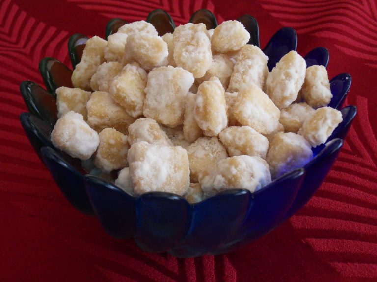 Shakkar Pare - EZPZ Cooking